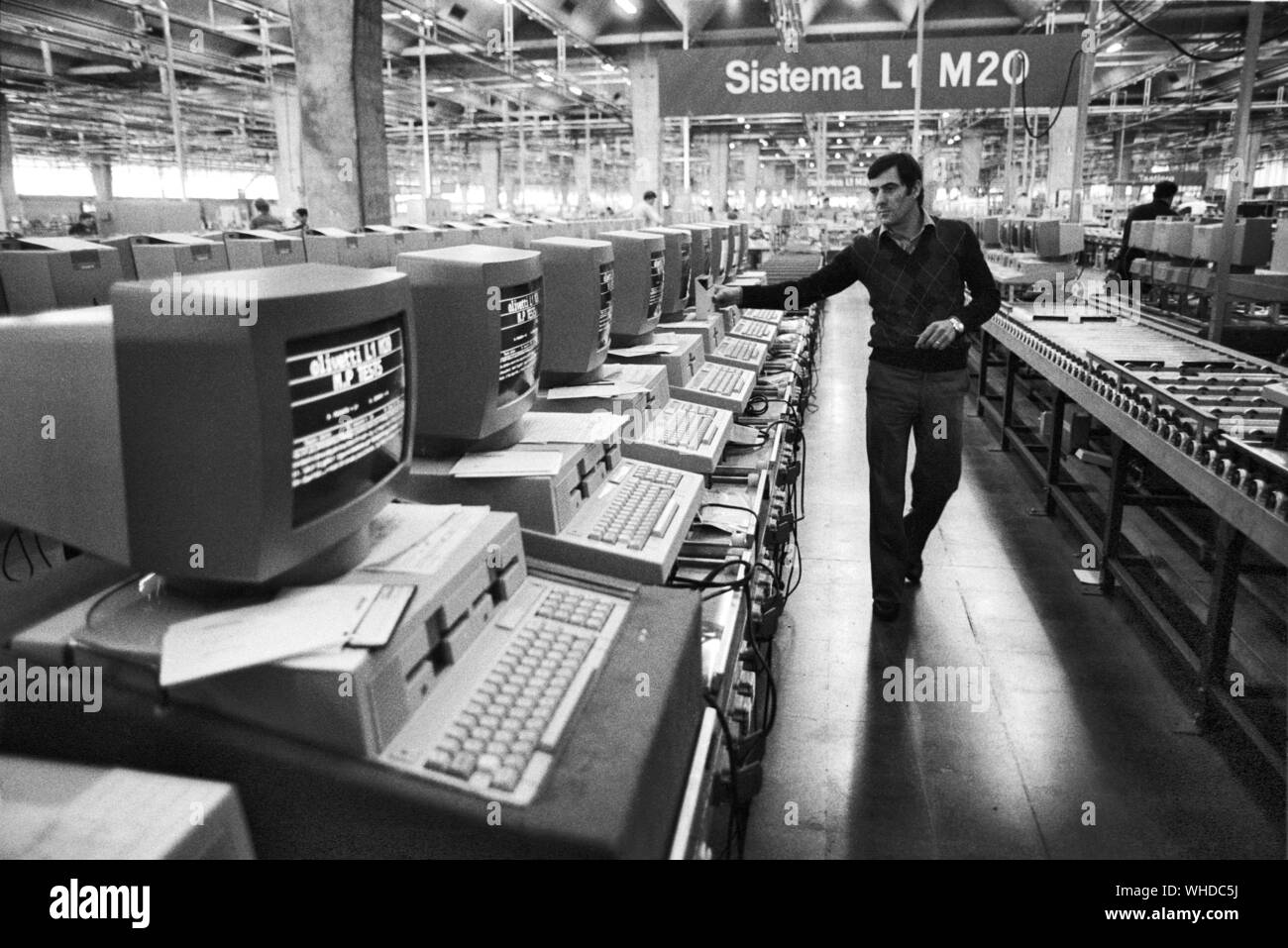 Olivetti factory computer hi-res stock photography and images - Alamy