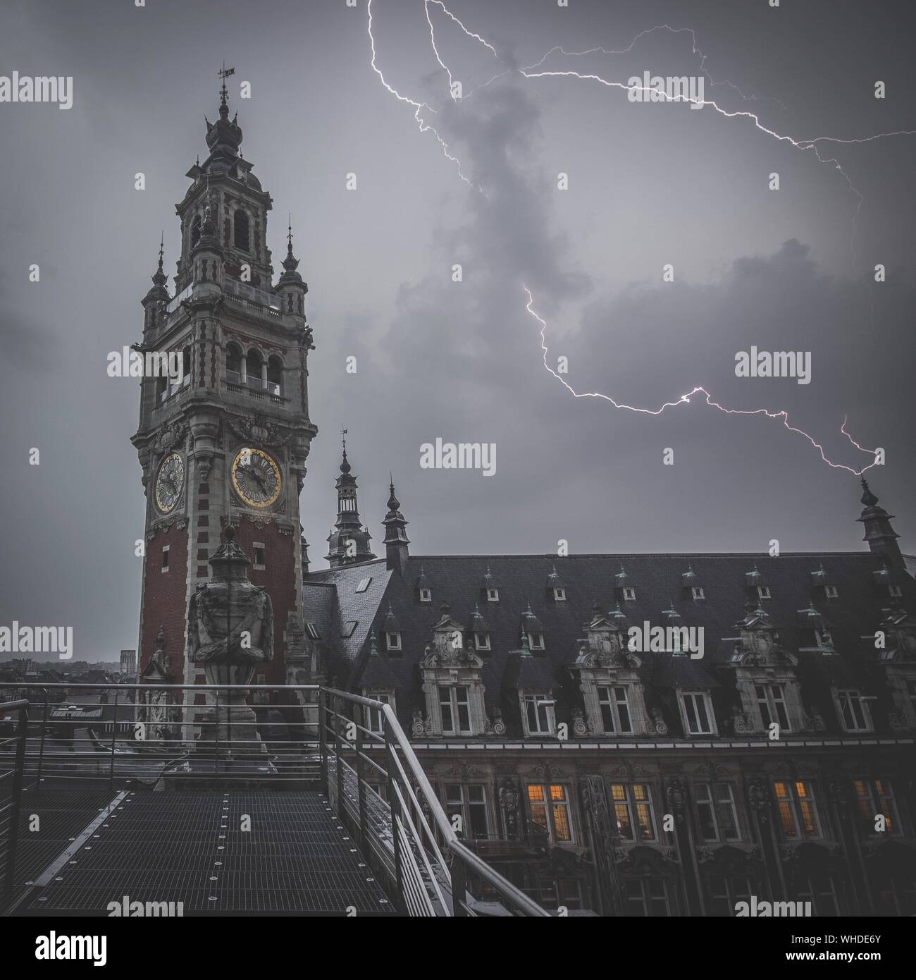 The tower for lightning hi-res stock photography and images - Alamy