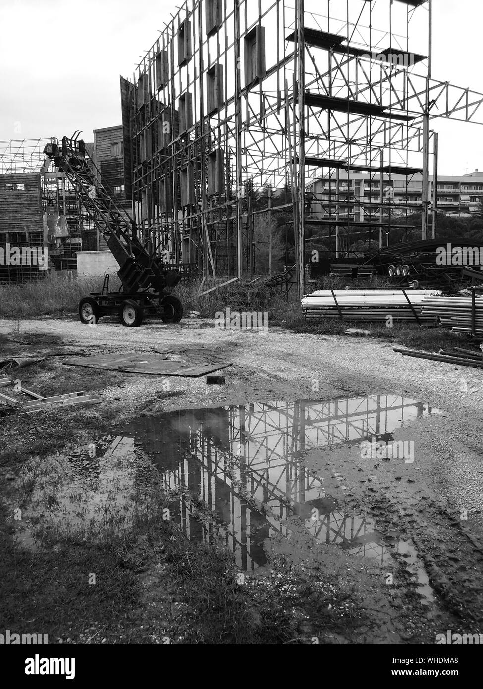 Construction incomplète Black and White Stock Photos & Images - Alamy