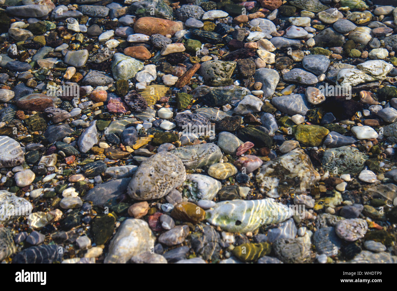 Underwater pebbles hi-res stock photography and images - Alamy