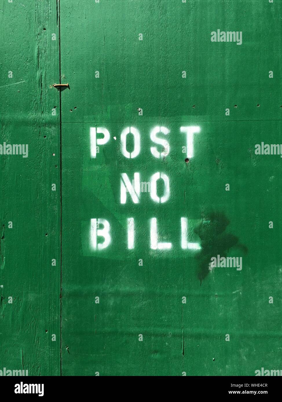 White text hi-res stock photography and images - Alamy