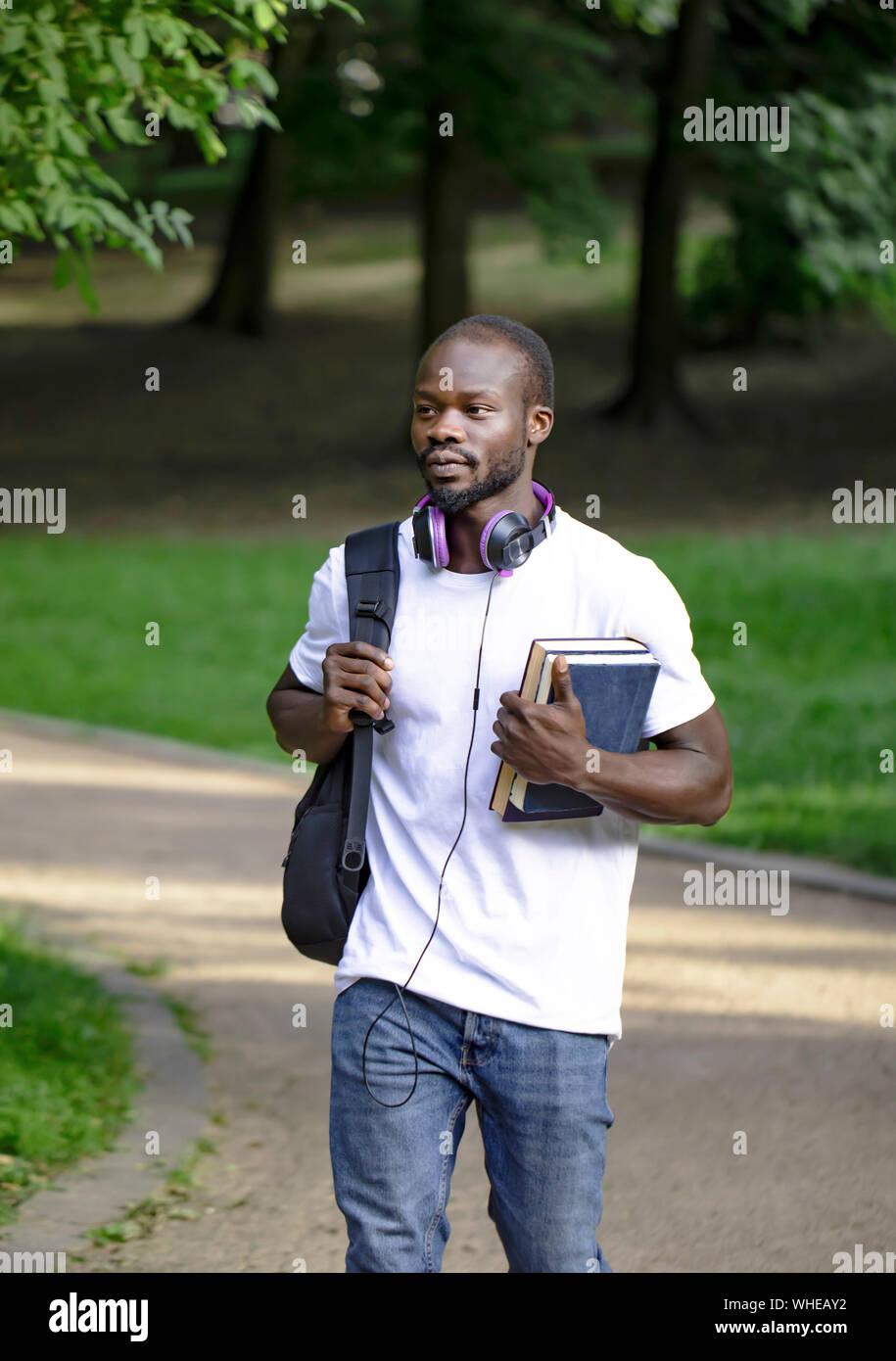 African male student hi-res stock photography and images - Alamy