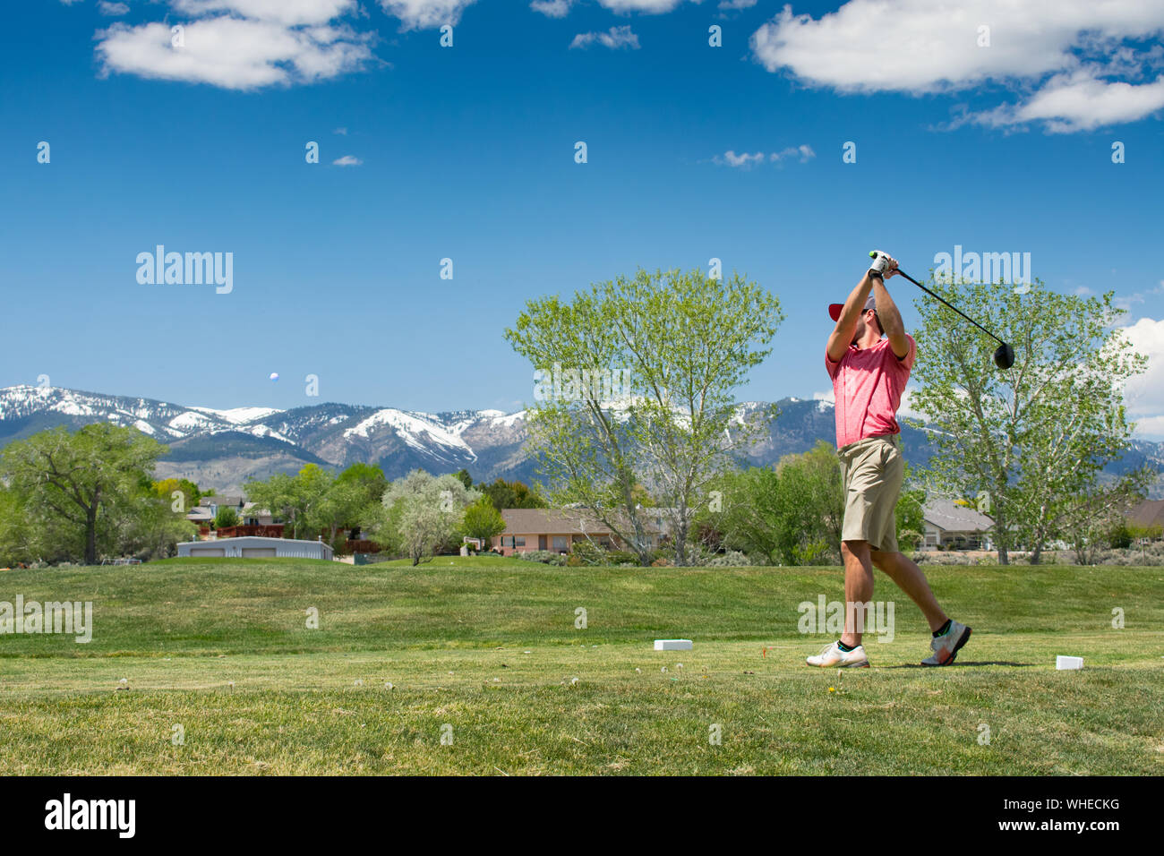 Hitting tee shot with driver hi-res stock photography and images - Alamy