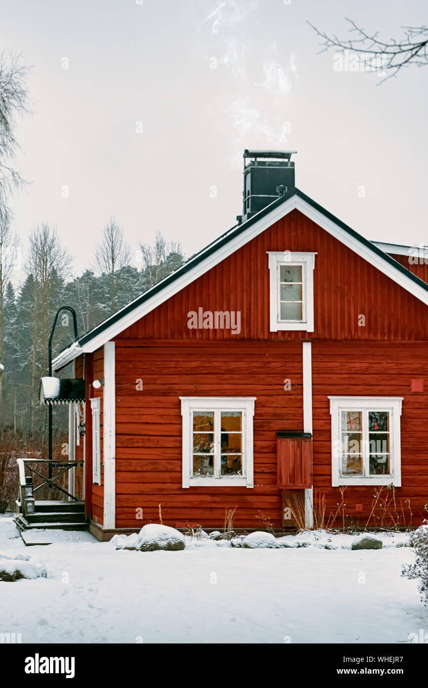 Traditional Red Nordic House 93,900+ Nordic Village Stock Photos,