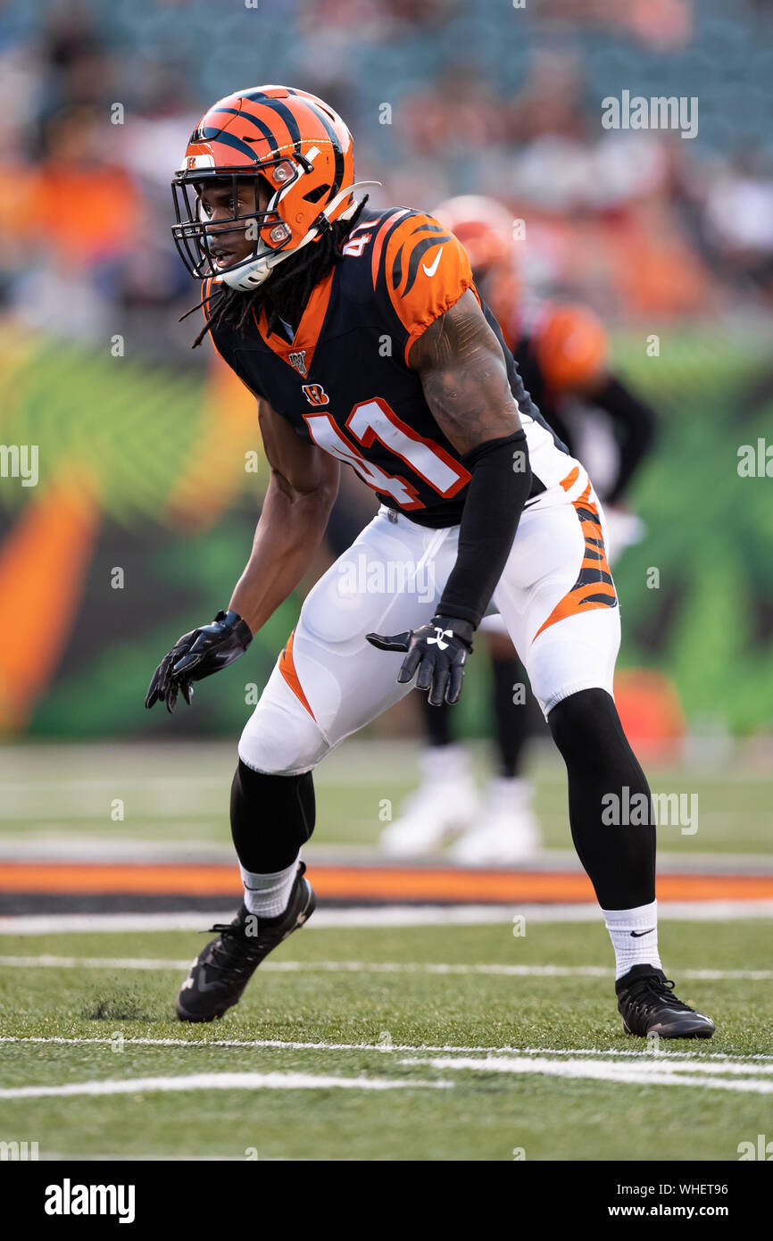 Adam henderson hi-res stock photography and images - Alamy