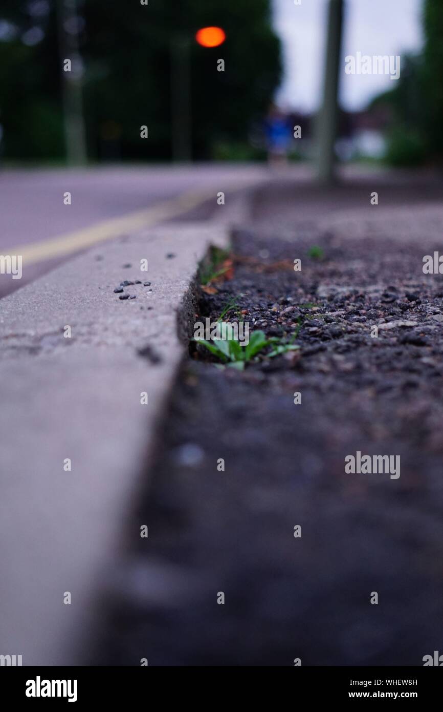 Road Curb High Resolution Stock Photography and Images - Alamy