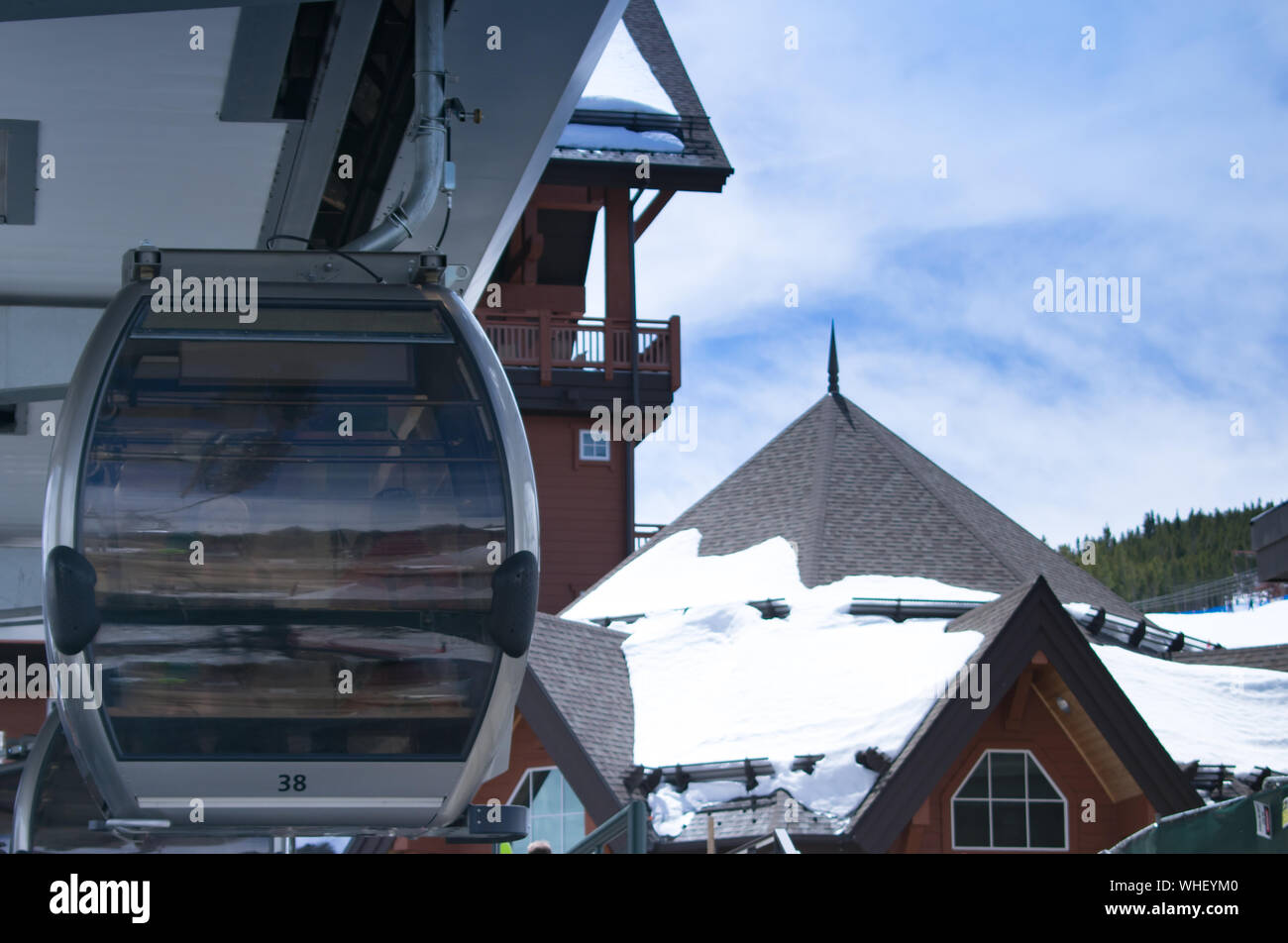 Chair Lift Gondola On Vail Mountain Resort In Colorado Stock Photo - Alamy