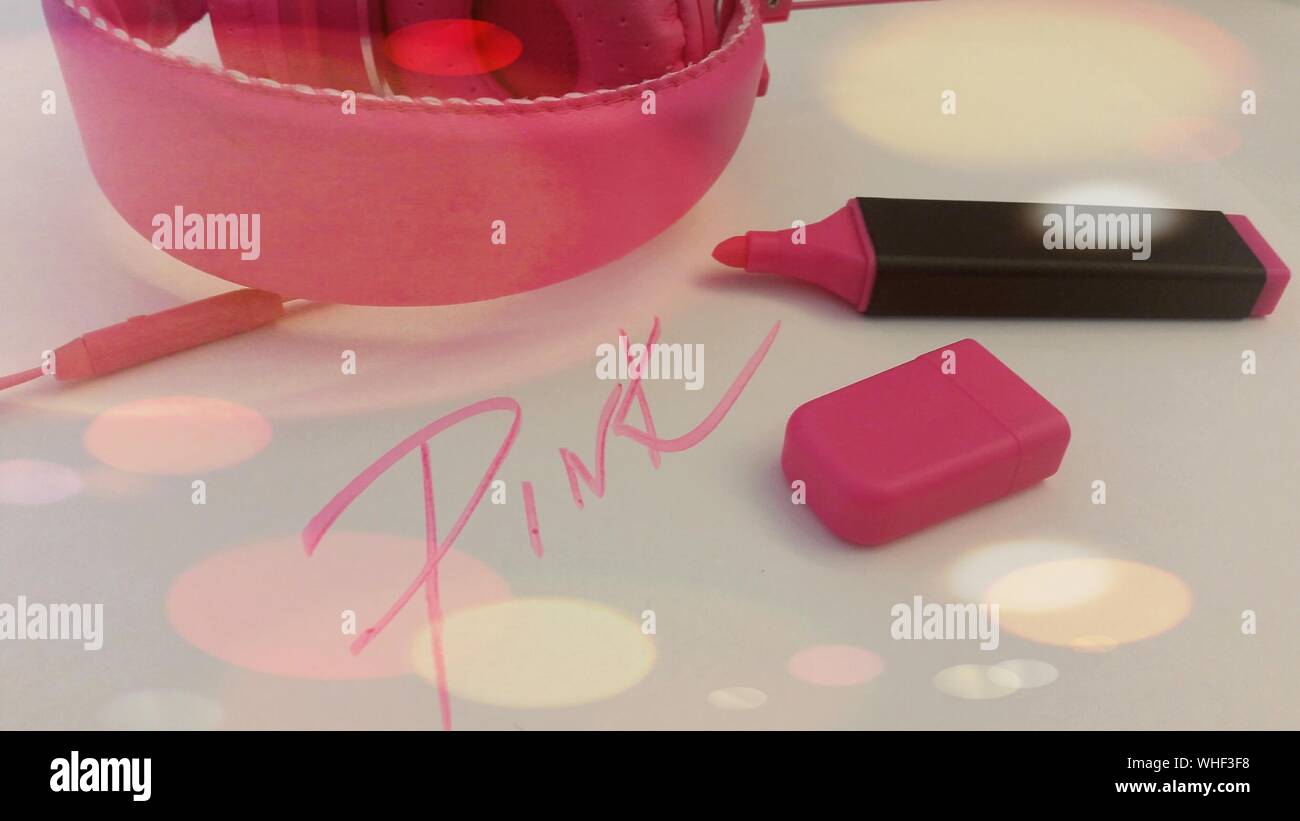 Marker pink background hi-res stock photography and images - Alamy