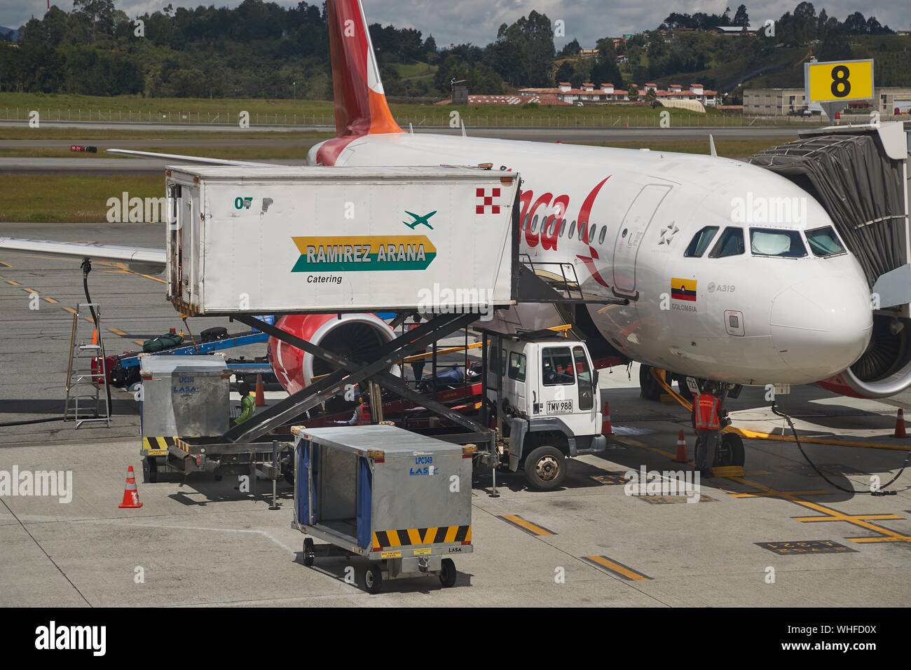 Aircraft Ground Handling Stock Photo - Alamy
