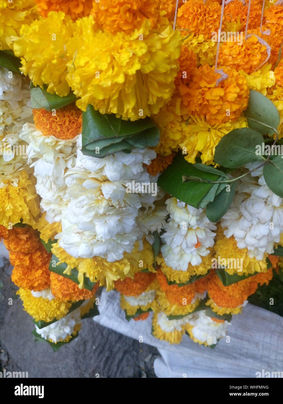 Multi colored flower garland hi-res stock photography and images - Alamy