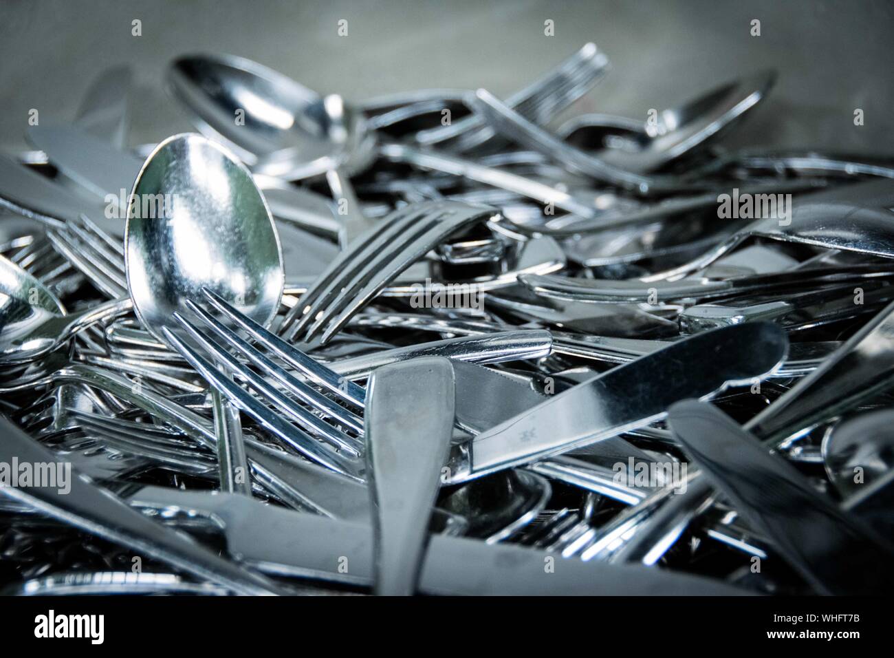 Kitchen cutleries hi-res stock photography and images - Alamy