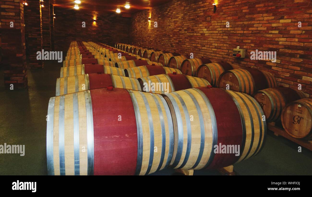 Large wooden barrels hi-res stock photography and images - Alamy