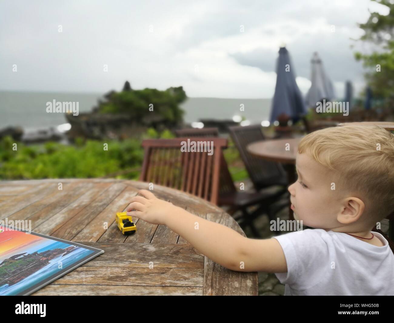 Lawn little hi-res stock photography and images - Alamy