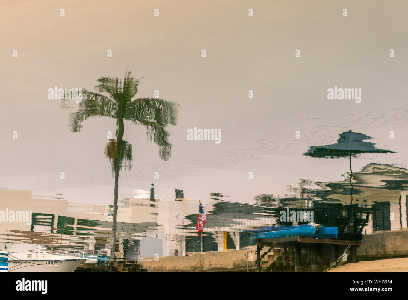 Balboa island painting hi-res stock photography and images - Alamy