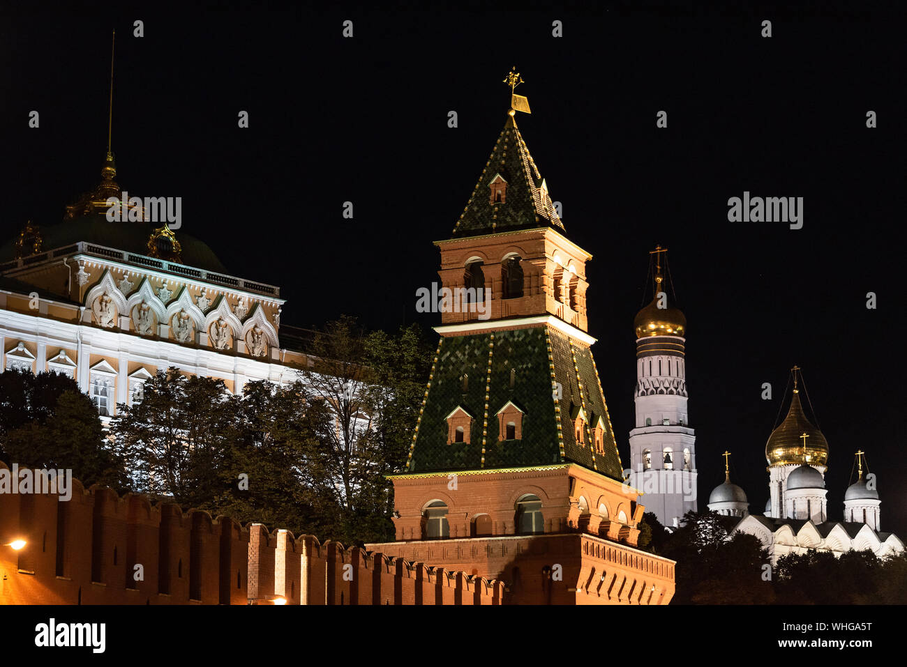 Beautiful buildings in moscow hi-res stock photography and images - Alamy