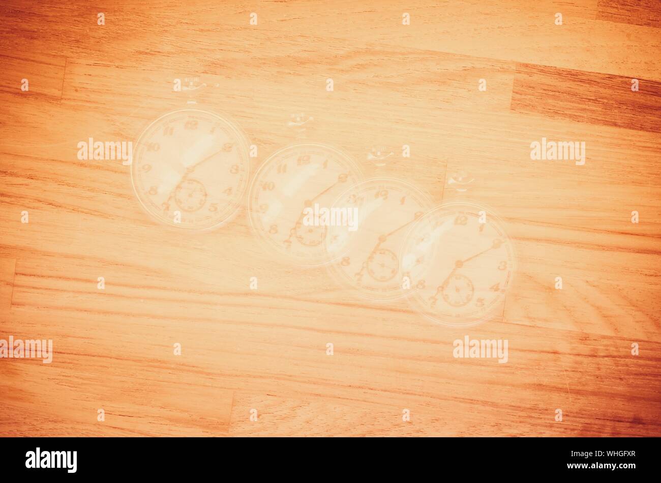 Row of clocks hi-res stock photography and images - Alamy