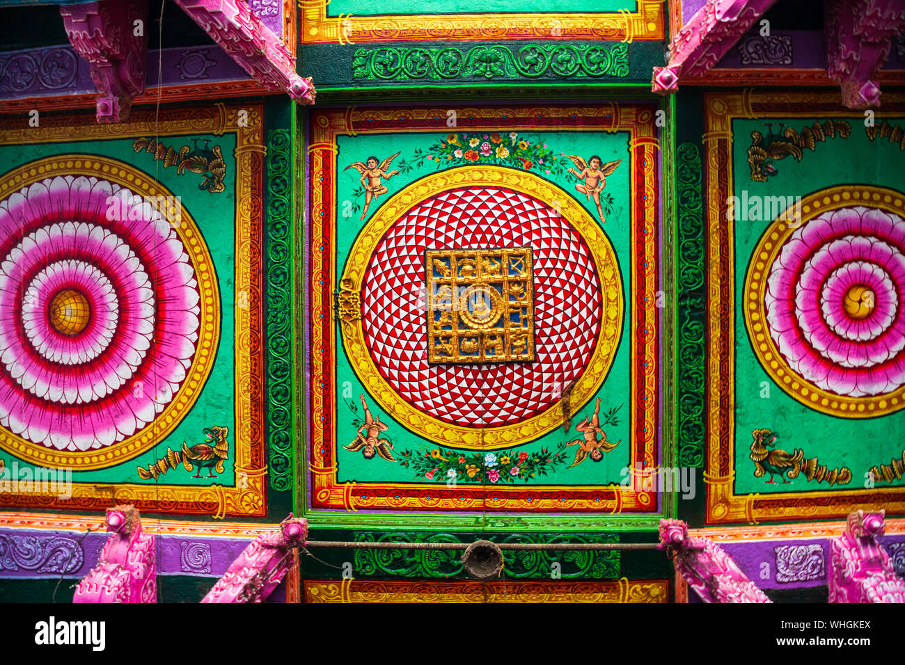 Meenakshi amman temple ceiling hi-res stock photography and images - Alamy