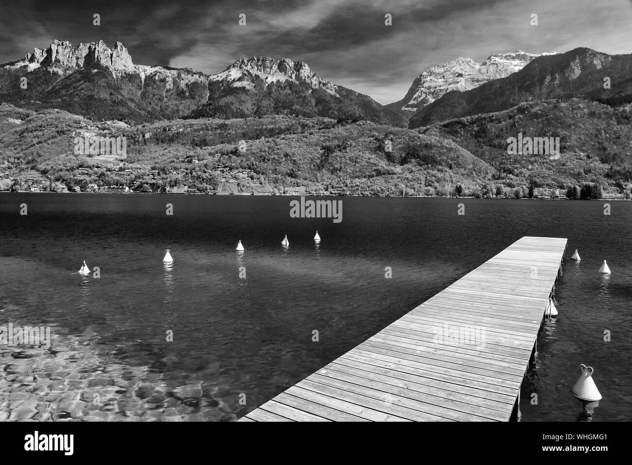 Annecy lake hi-res stock photography and images - Alamy
