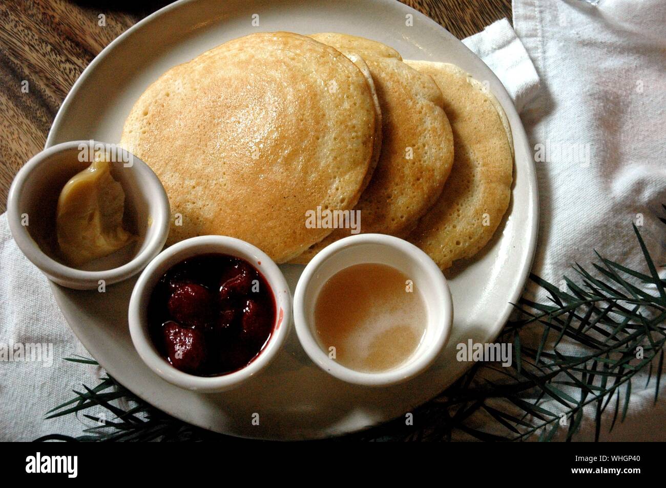 Dips table hi-res stock photography and images - Alamy