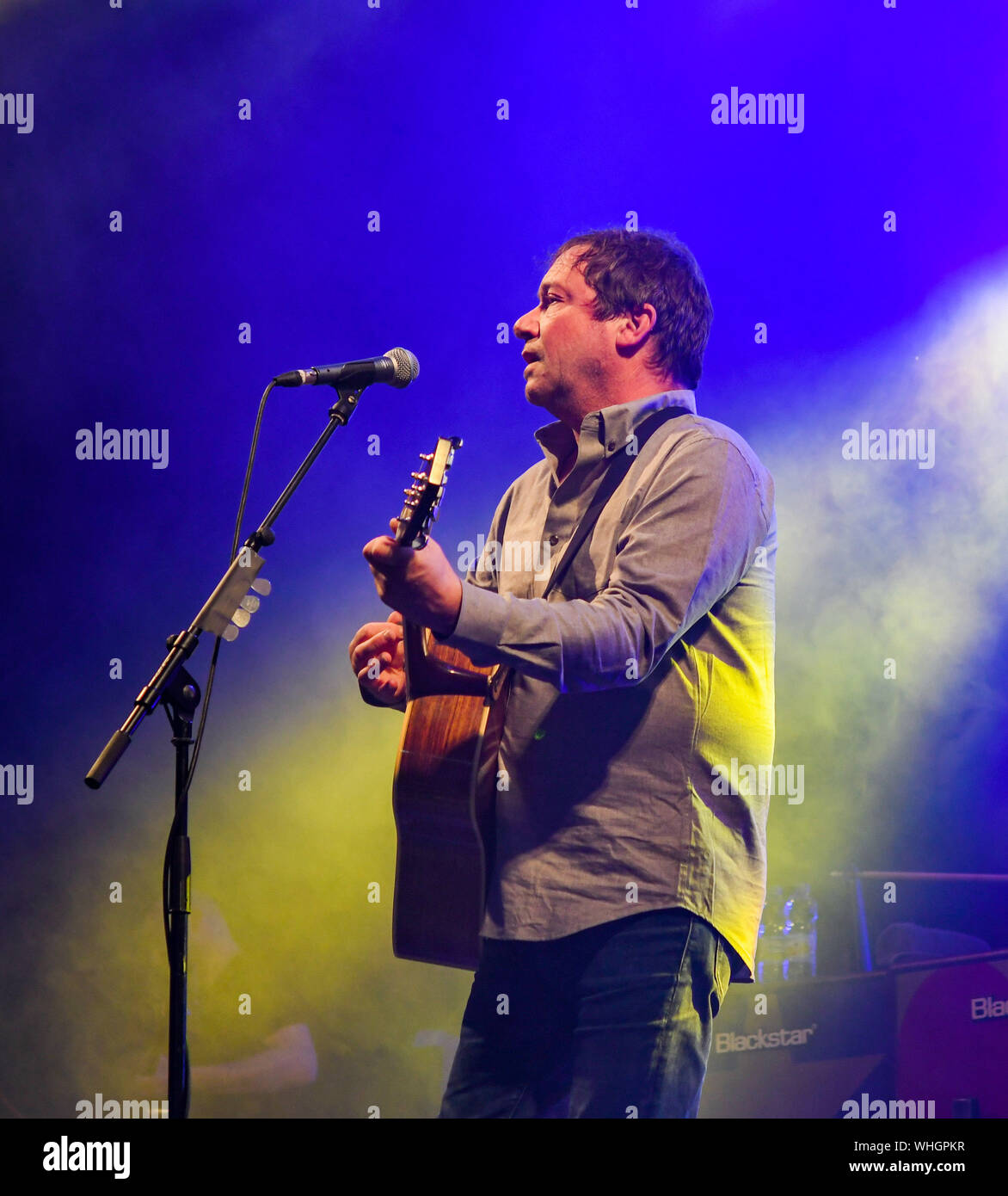 PONTYPRIDD, WALES - AUGUST 2019: Steve Craddock, lead singer of Ocean ...