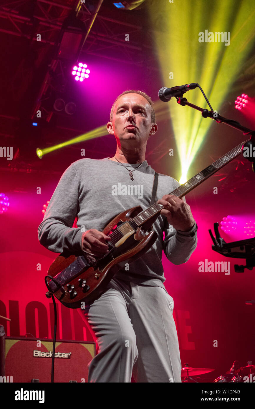 PONTYPRIDD, WALES - AUGUST 2019: Simon Fowler, lead guitarist of Ocean ...
