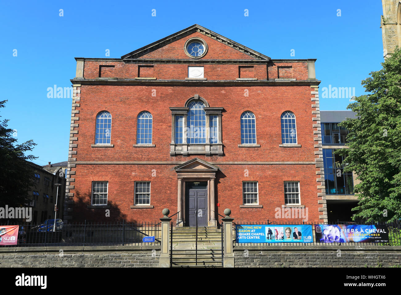 Square chapel hi-res stock photography and images - Alamy