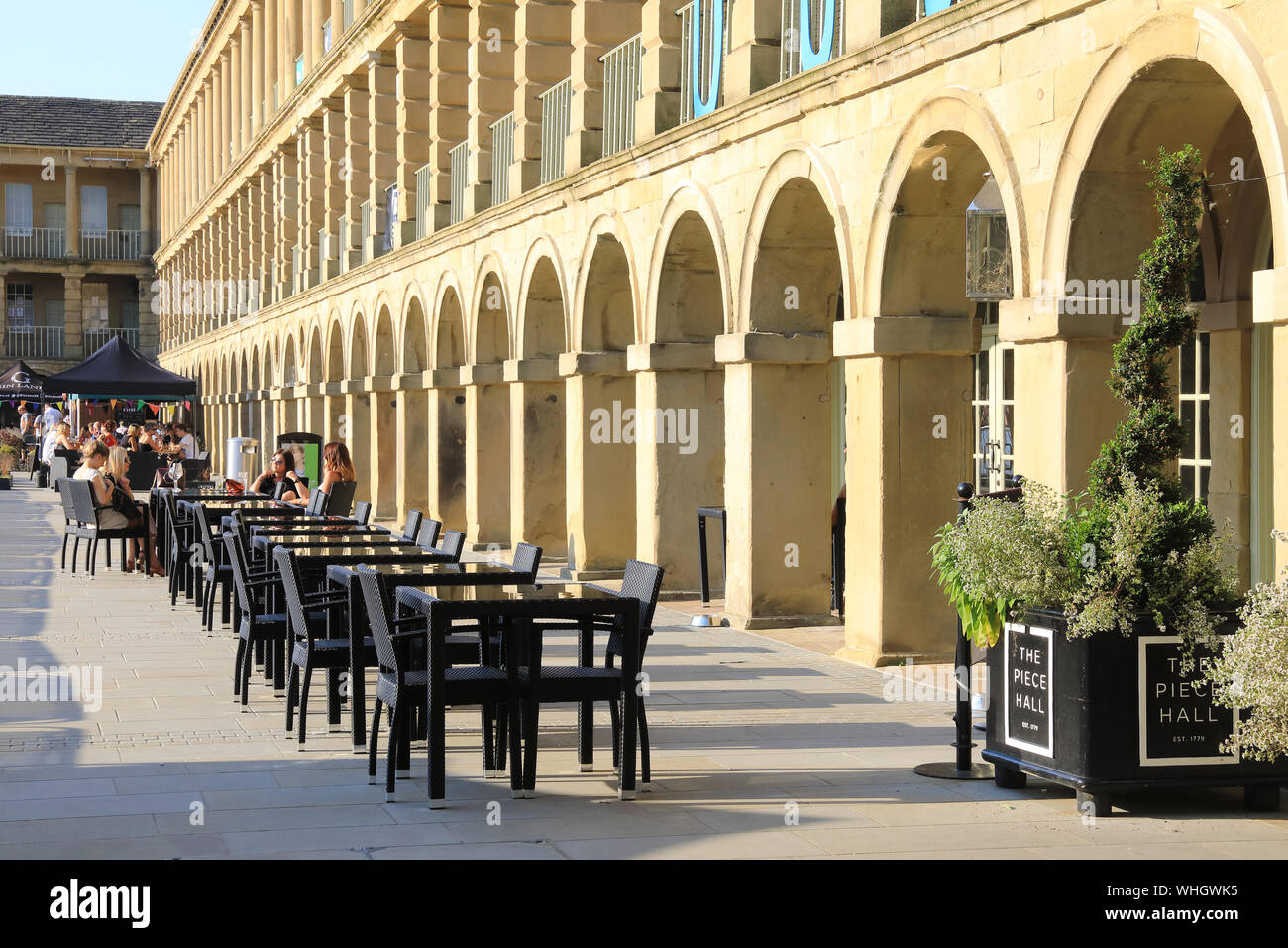 Halifax piece hall shops hi-res stock photography and images - Alamy