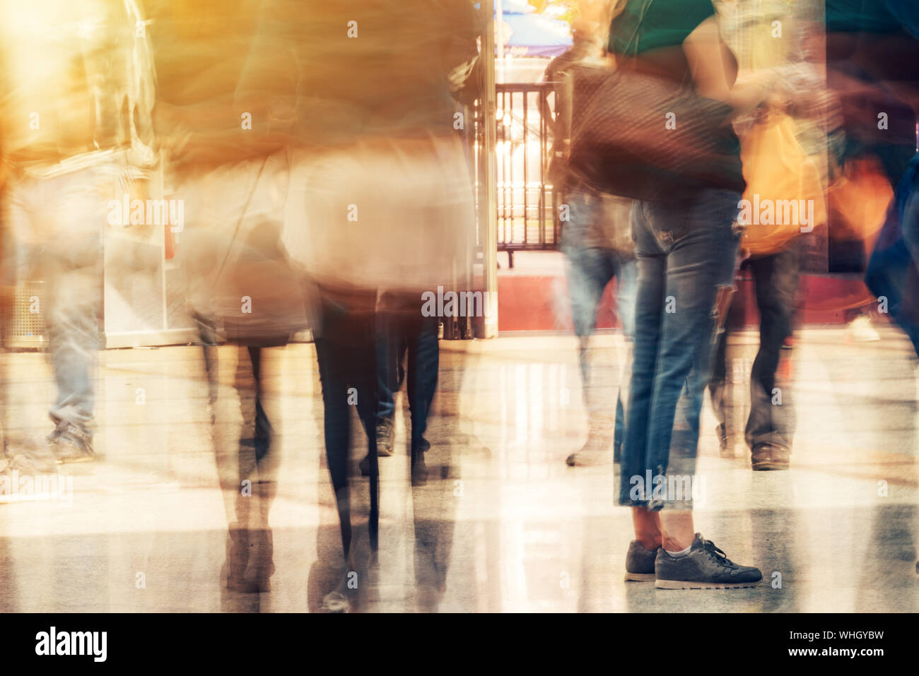 Motion blur people hi-res stock photography and images - Alamy