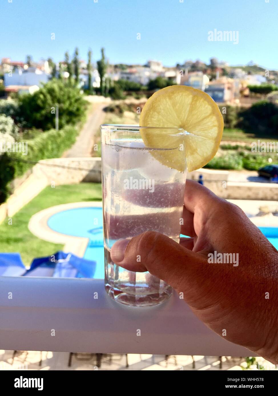 Person drinking gin and tonic hi-res stock photography and images - Alamy