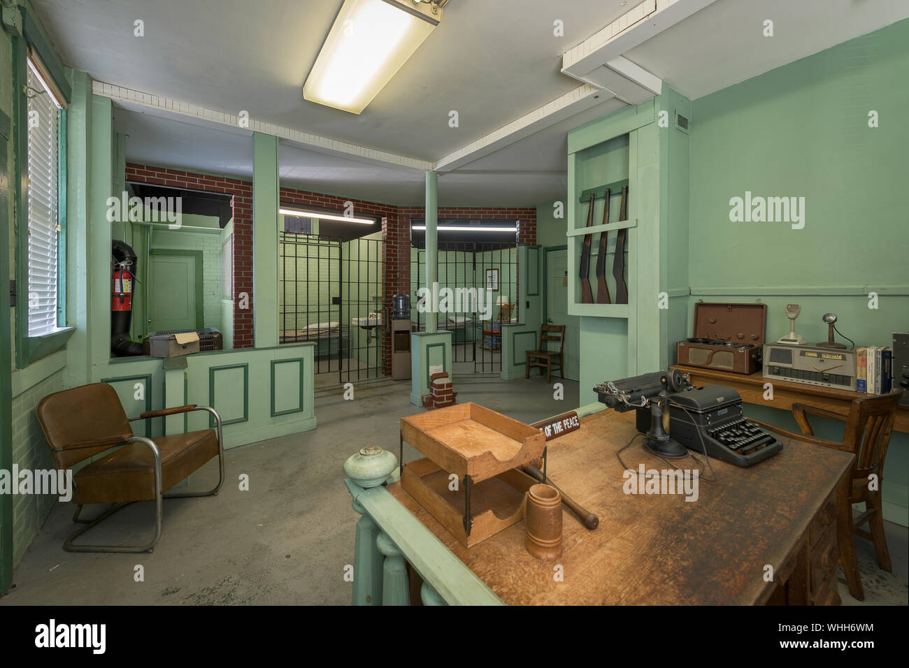 Mayberry Replica Courthouse, Sheriff's Office and Jail from the Andy ...