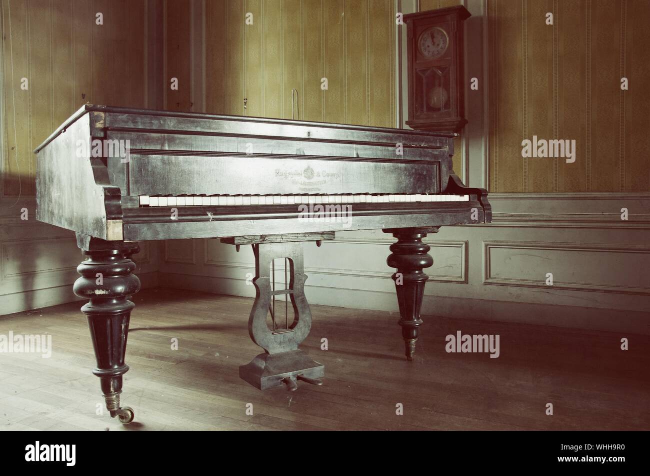 Corner keyboard hi-res stock photography and images - Alamy