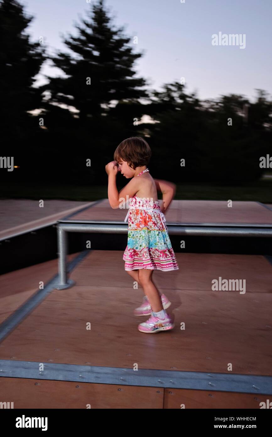 Skateboard Girl Ramp High Resolution Stock Photography and Images - Alamy