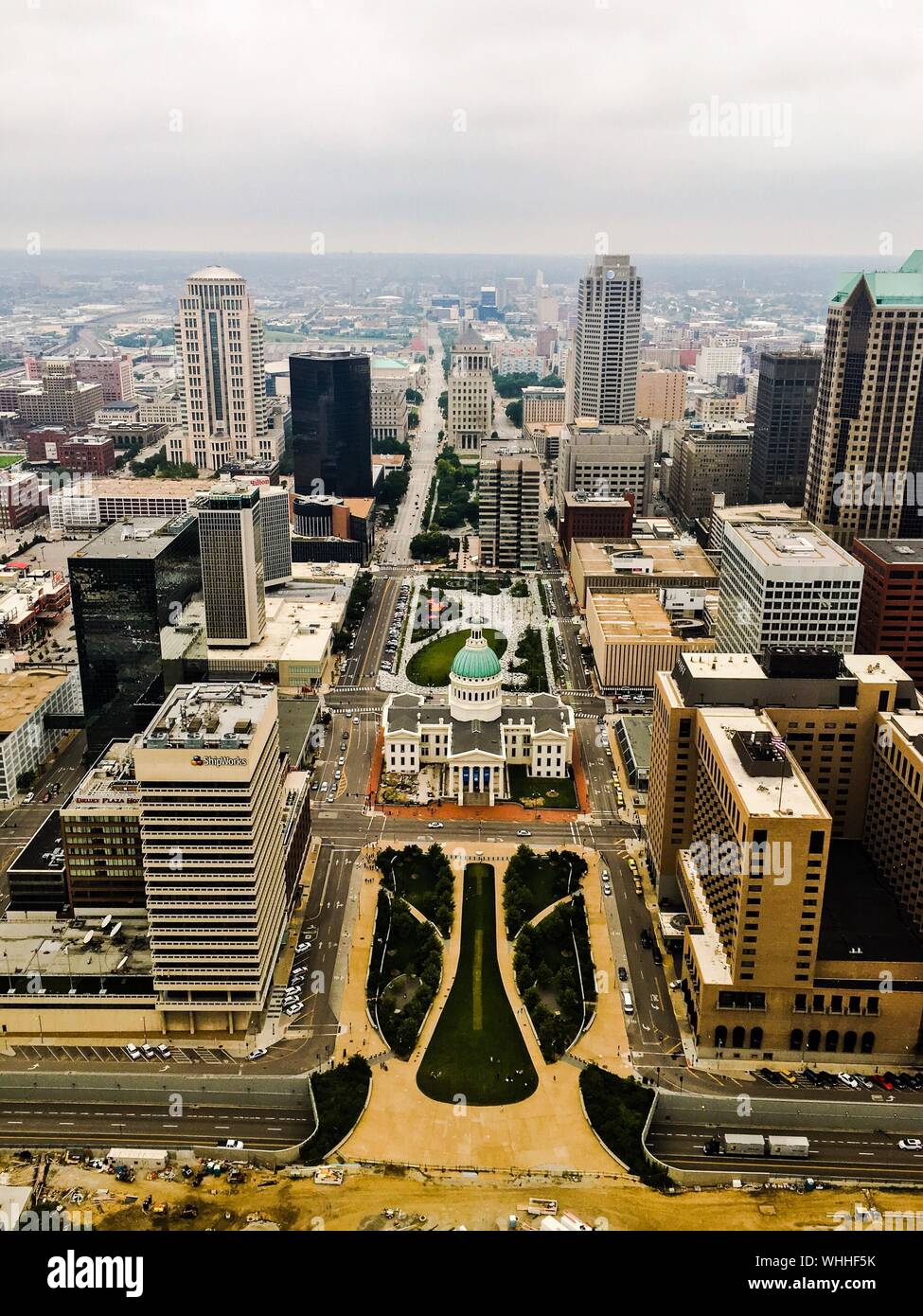 Aerial of the saint louis arch hi-res stock photography and images - Alamy