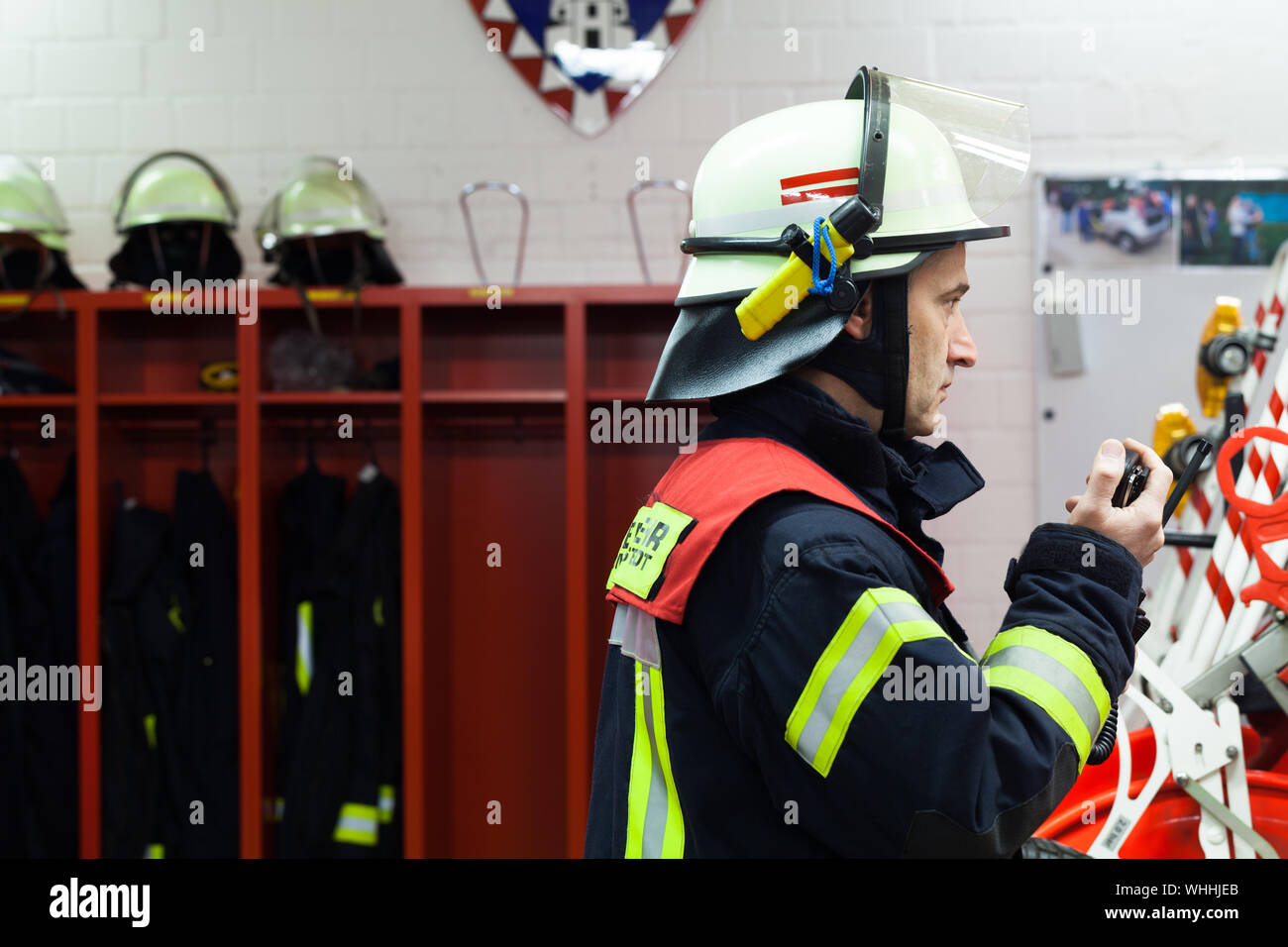Reflective clothing accidents and disasters hi-res stock photography ...
