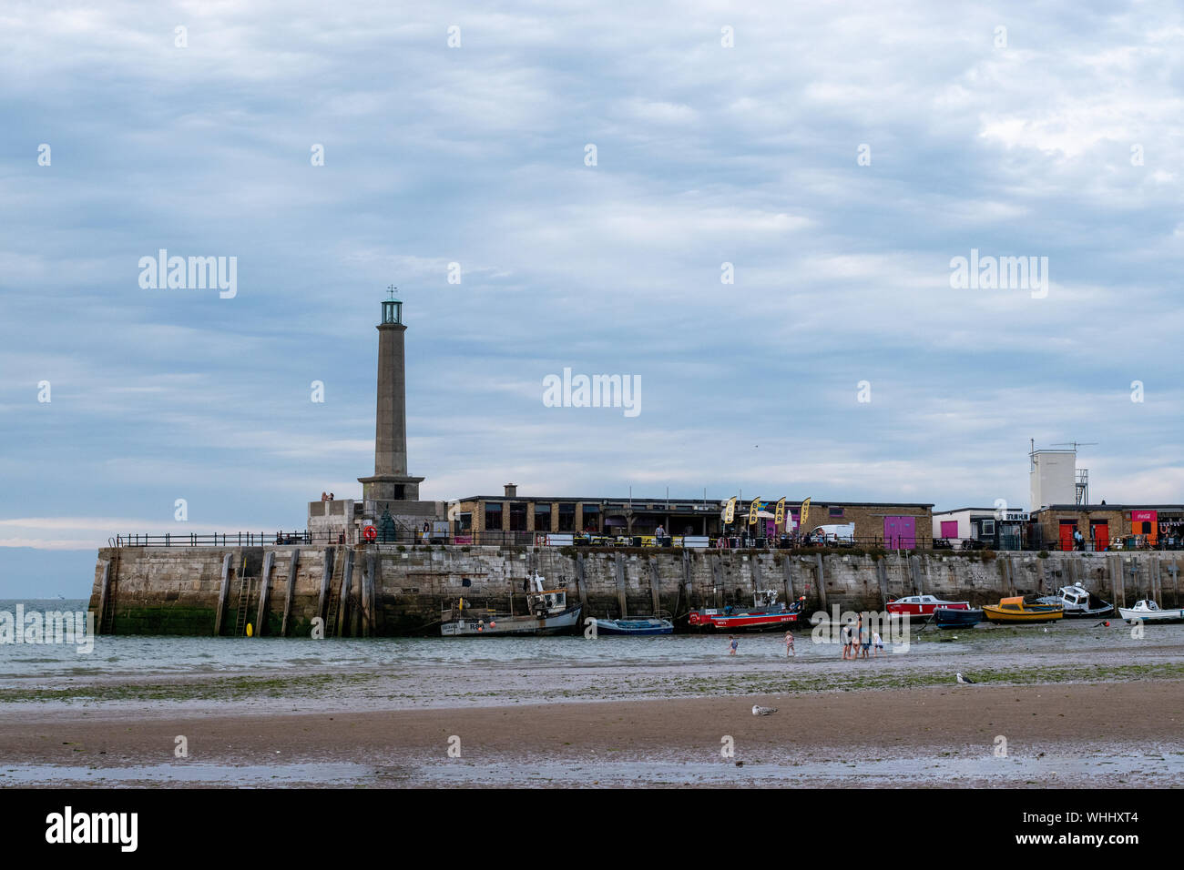 Margate Beach Front on the Kent coast, UK - end of summer Stock Photo ...