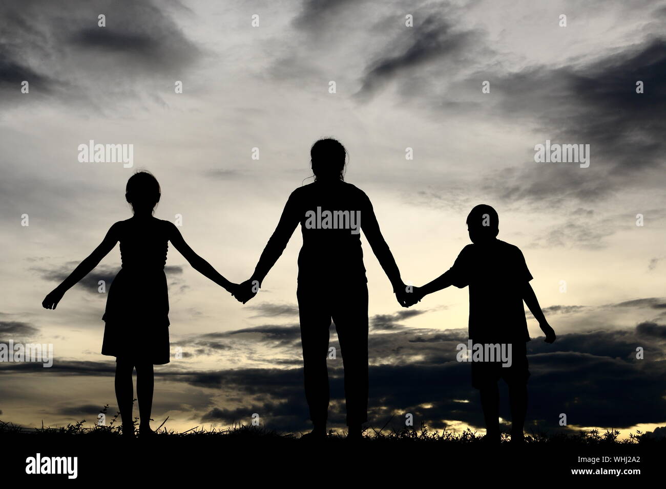 Three siblings and girls hi-res stock photography and images - Alamy