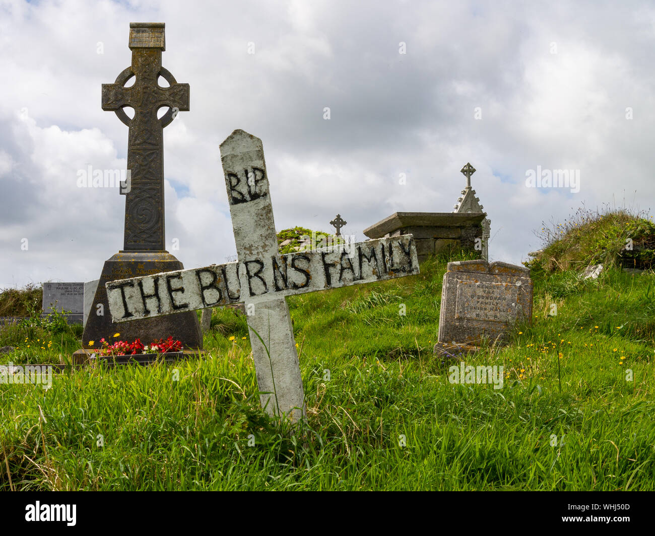Burial plot hi-res stock photography and images - Alamy