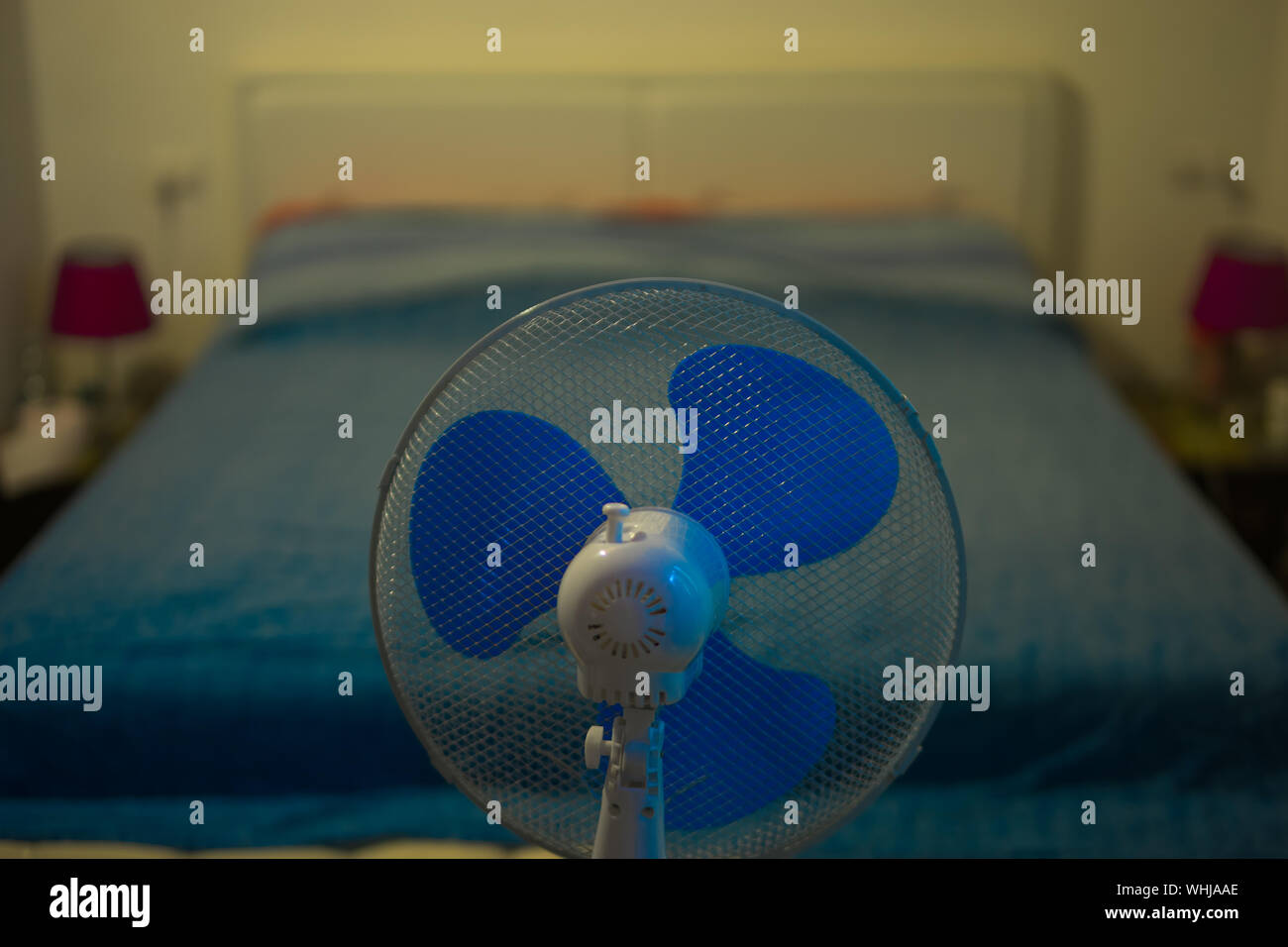 Table fan design hi-res stock photography and images - Alamy