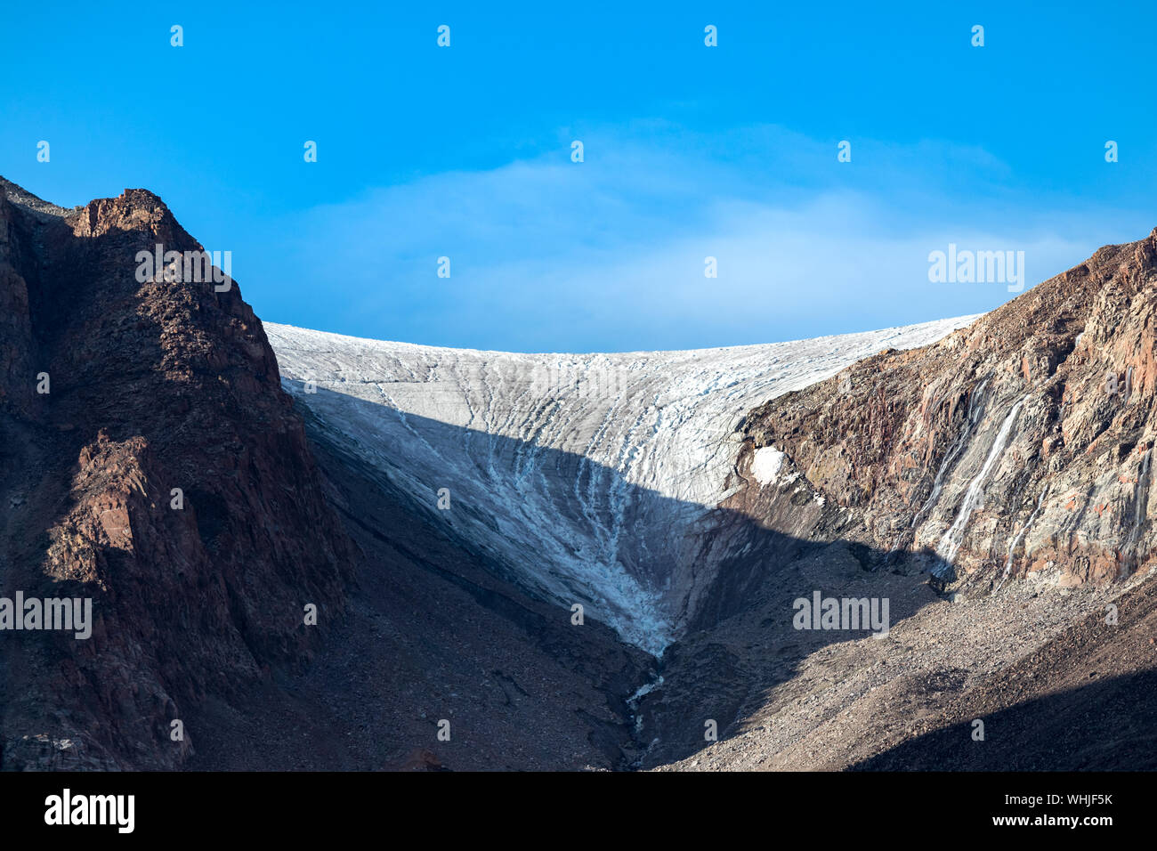 Ice cliff detail hi-res stock photography and images - Alamy