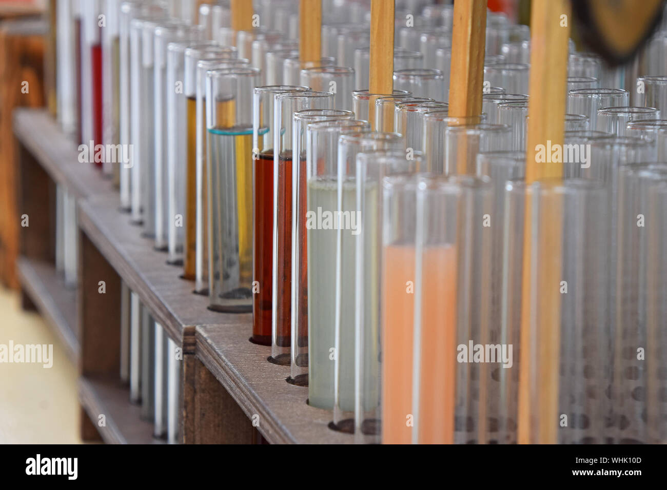 Chemistry lab hi-res stock photography and images - Alamy