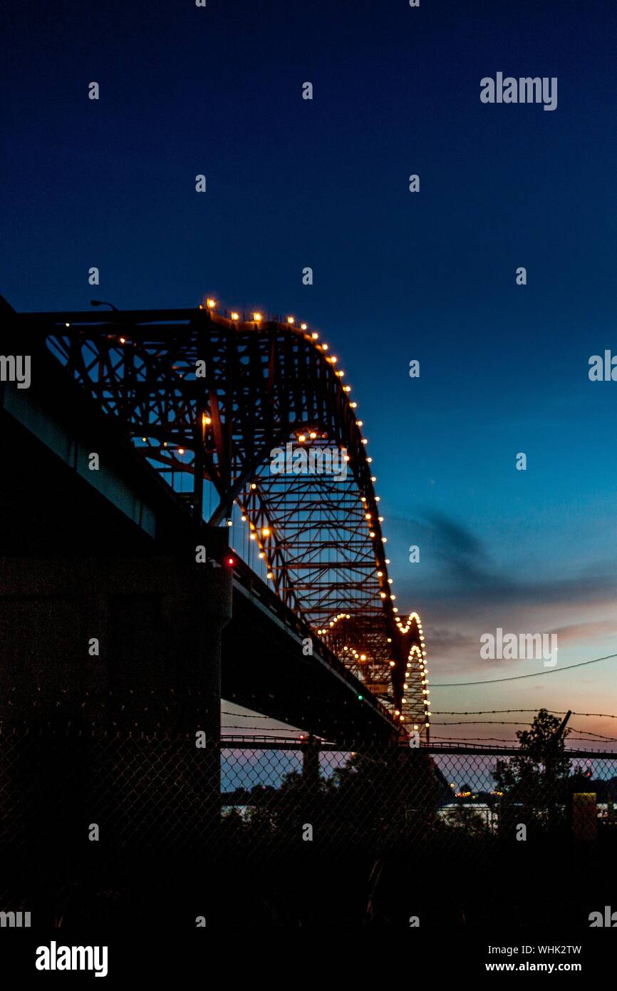 Arch bridge cantilever bridge hi-res stock photography and images - Alamy
