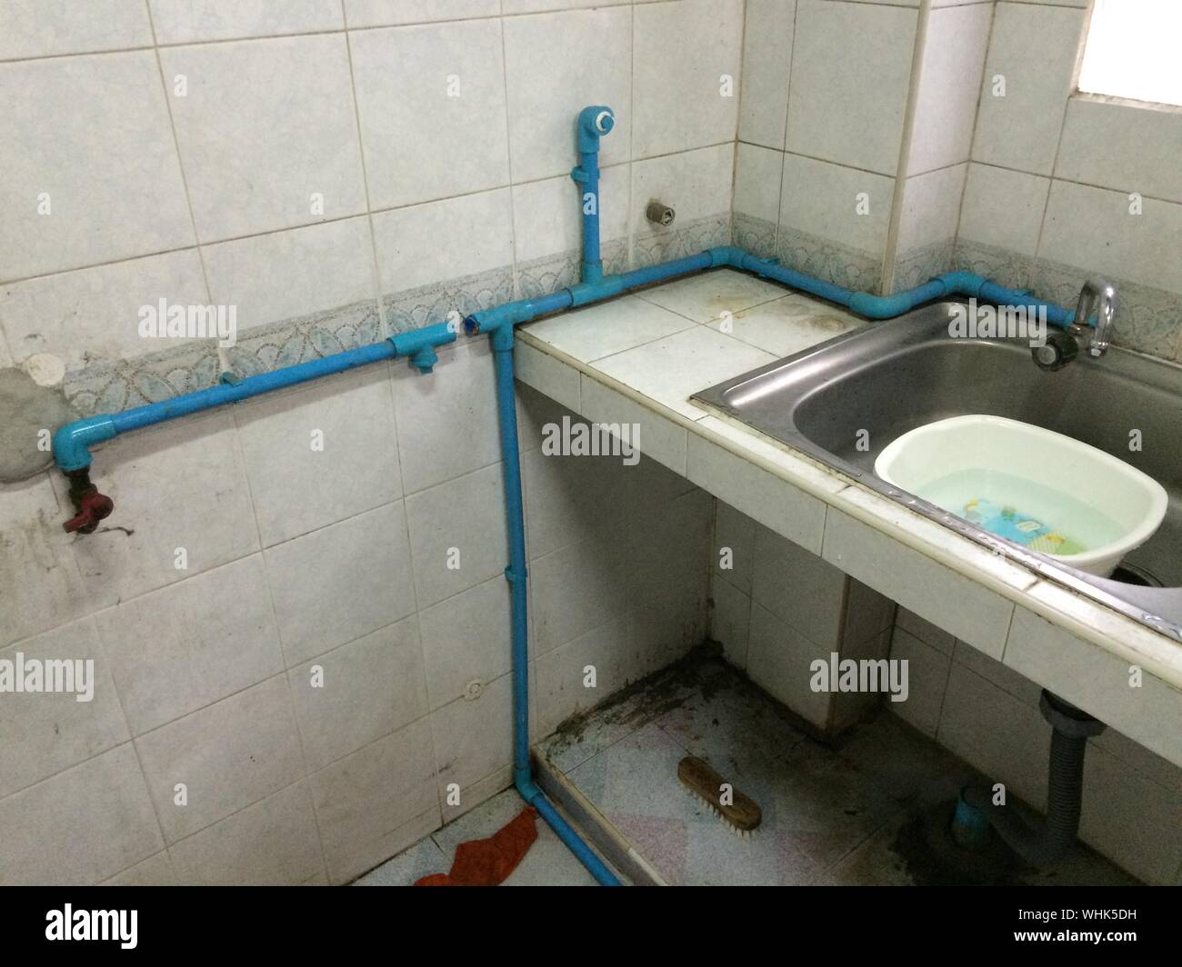 Kitchen pipe hi-res stock photography and images - Alamy