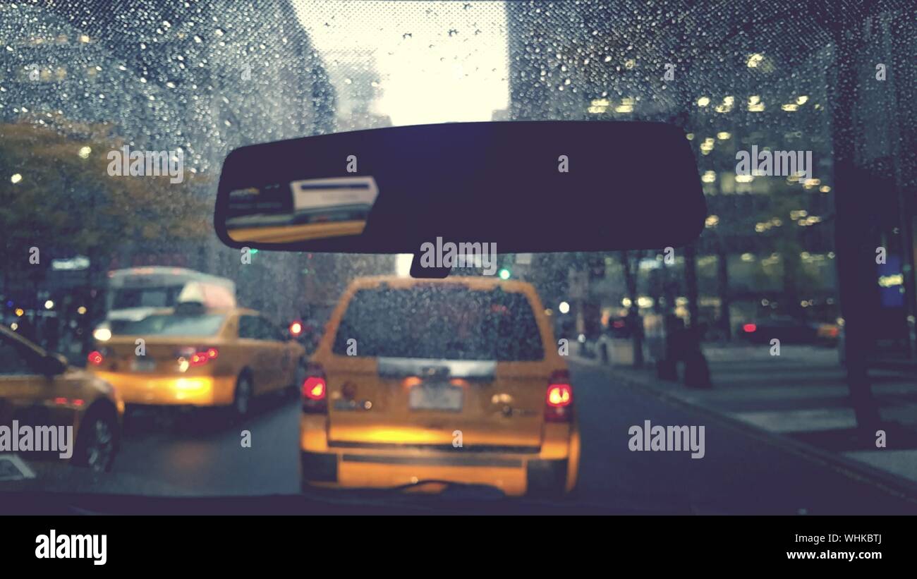 Rear of taxis hi-res stock photography and images - Alamy