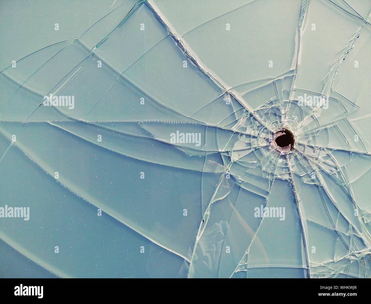 Bullet hole close up hi-res stock photography and images - Alamy