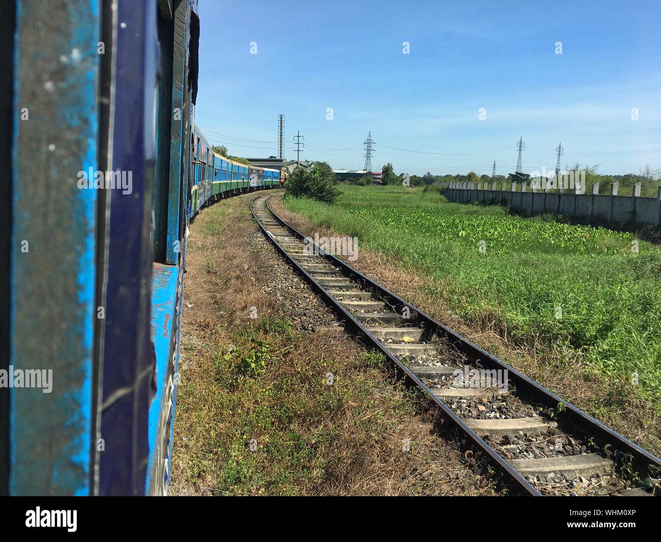 Myanmar railroad hi-res stock photography and images - Alamy