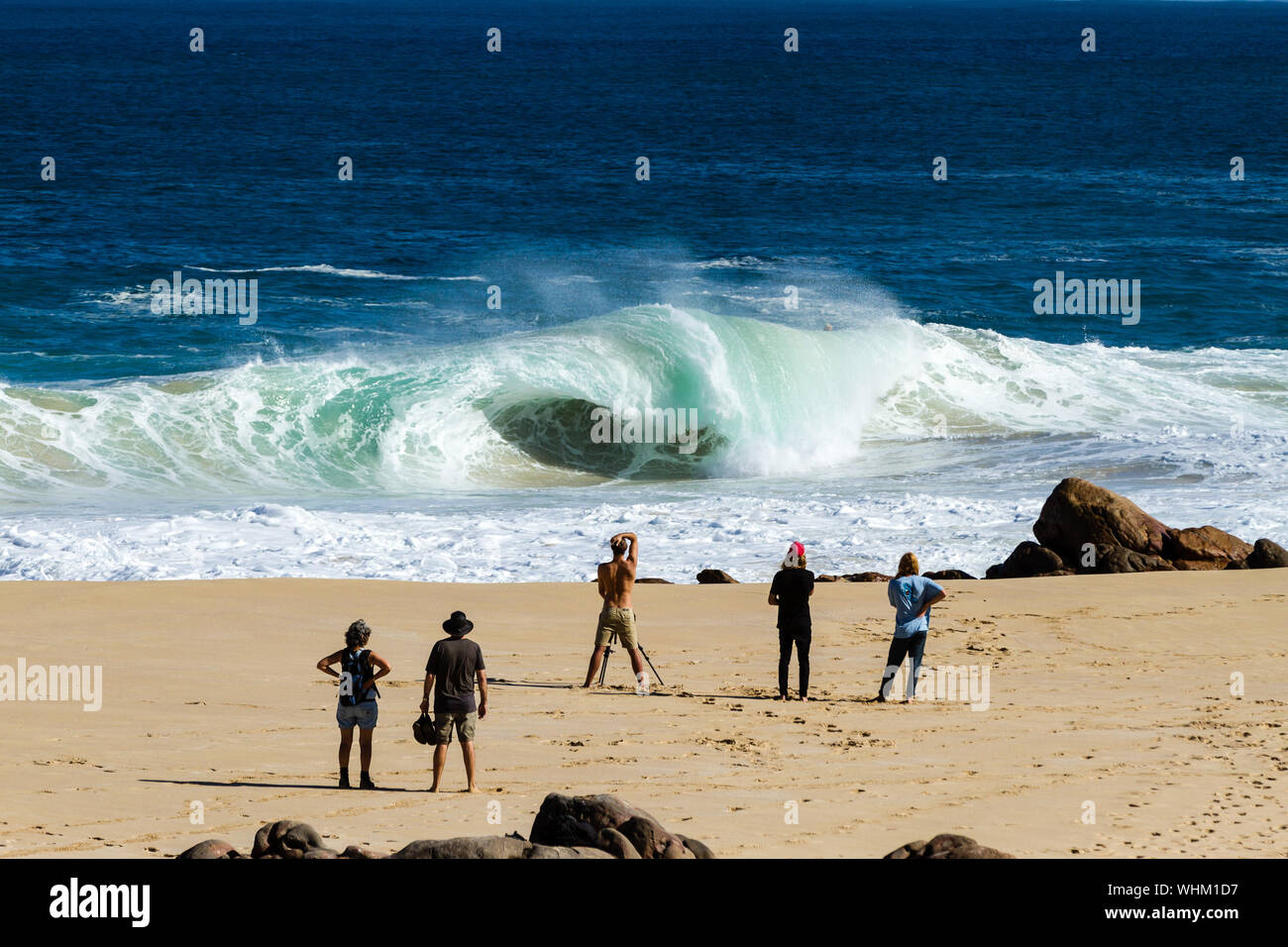 People Watching Waves High Resolution Stock Photography and Images - Alamy