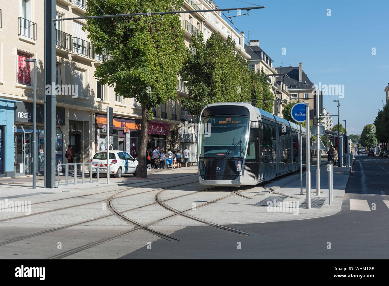 Die Straßenbahn Caen (frz. Tramway de Caen) ist das Straßenbahnsystem ...