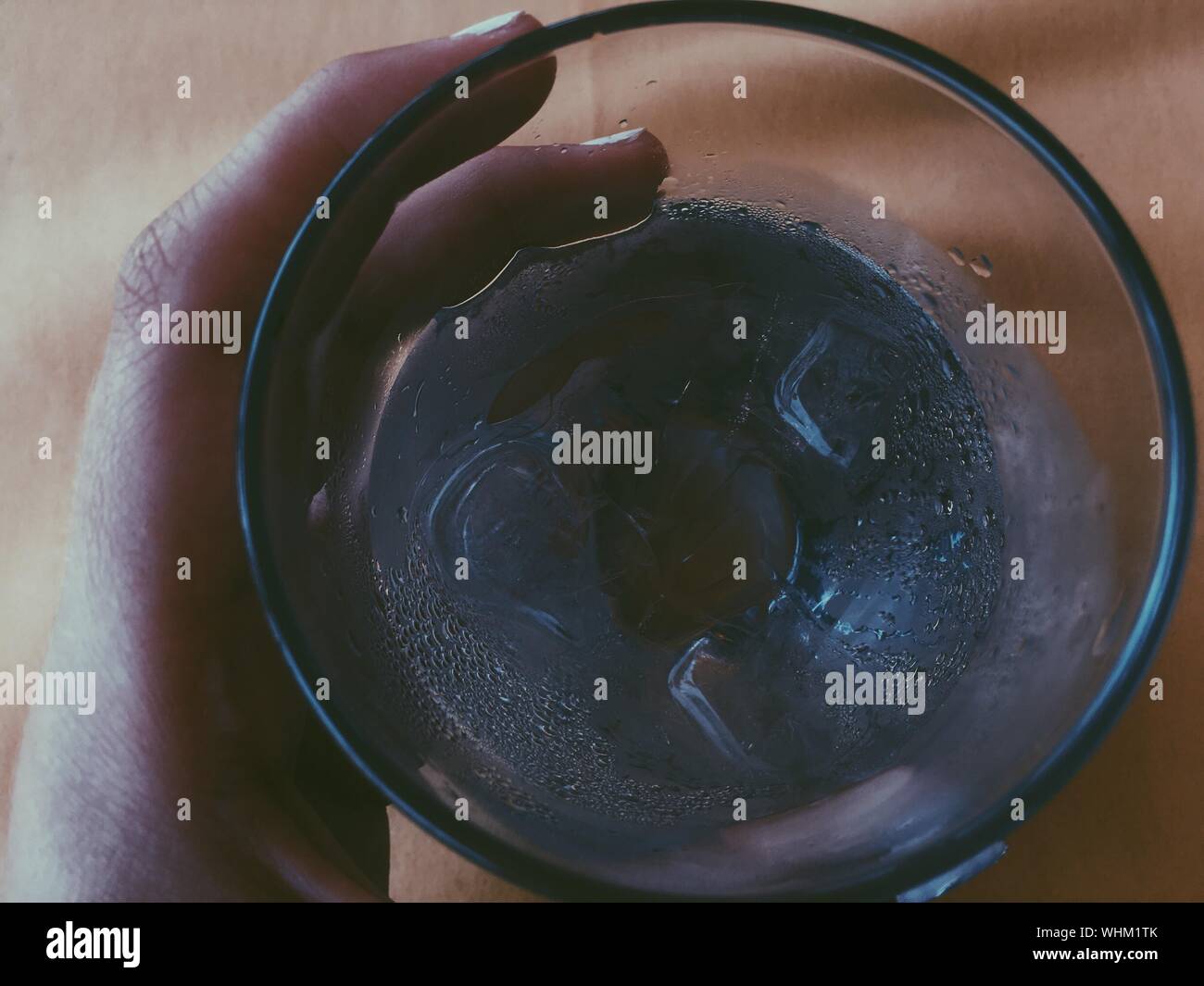 Hand water glass hi-res stock photography and images - Alamy