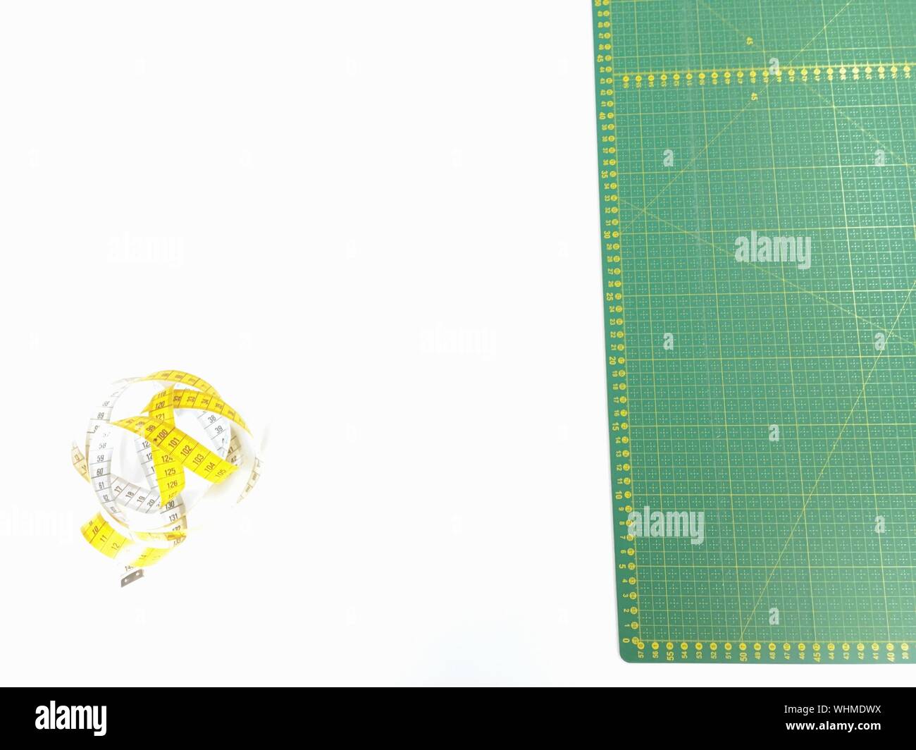 Measure paper hi-res stock photography and images - Alamy