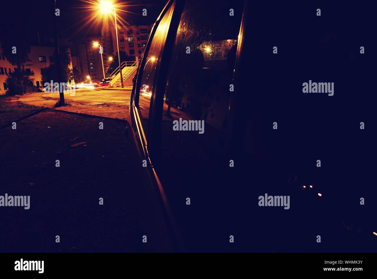 Lights reflecting on street hi-res stock photography and images - Alamy